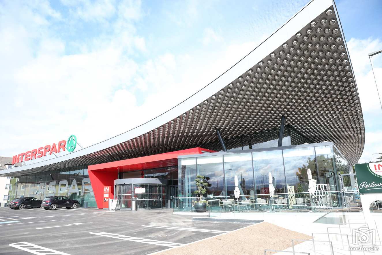 Interspar-Hypermarkt Amstetten eröffnet - Mostropolis